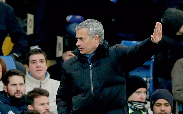 Happy Mourinho appeases ‘crying’ Chelsea players