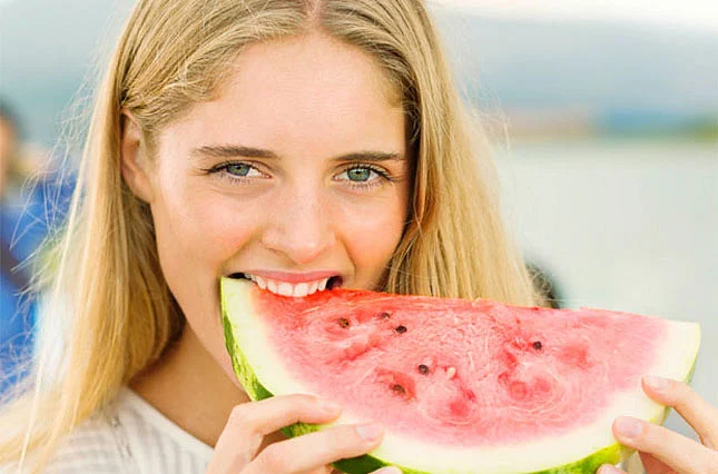 Dangers of snacking on fruits | Khaleej Times