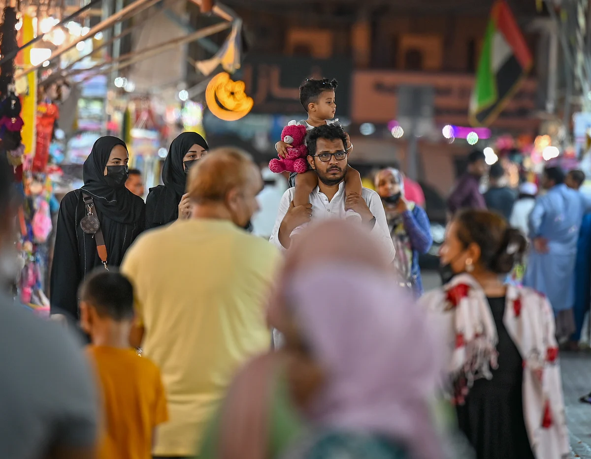 Sharjah shopping festival begins with Dh3 million in prizes to win, 75% ...