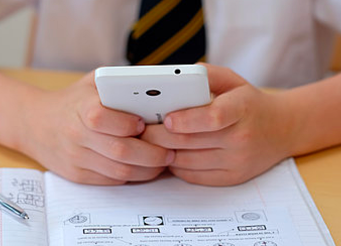 Phones in UAE schools: Devices can be seized if smuggled into campus ...