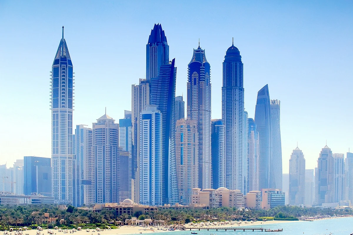 Dubai: Stunning video shows city's dramatic transformation over 16 ...