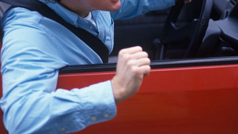 2 expat drivers fight on Dubai road | Khaleej Times