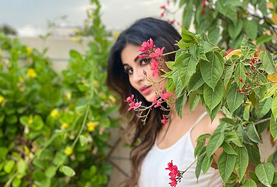 Coronavirus lockdown: Bollywood actress stranded in UAE for 2 months ...