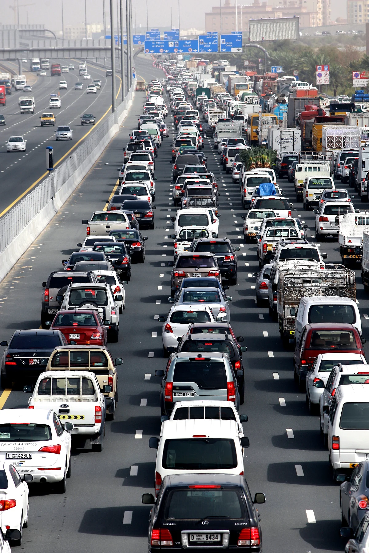 Dubai Police warn of traffic jam on Emirates Road; motorists urged to ...