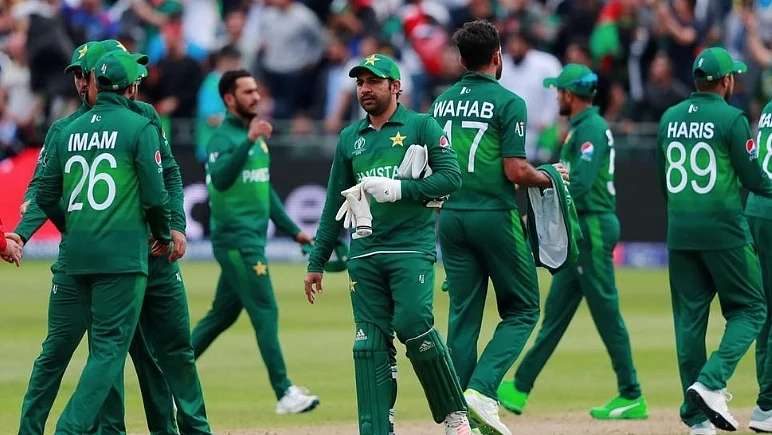 3 players being considered as new Pakistan team captain | Khaleej Times