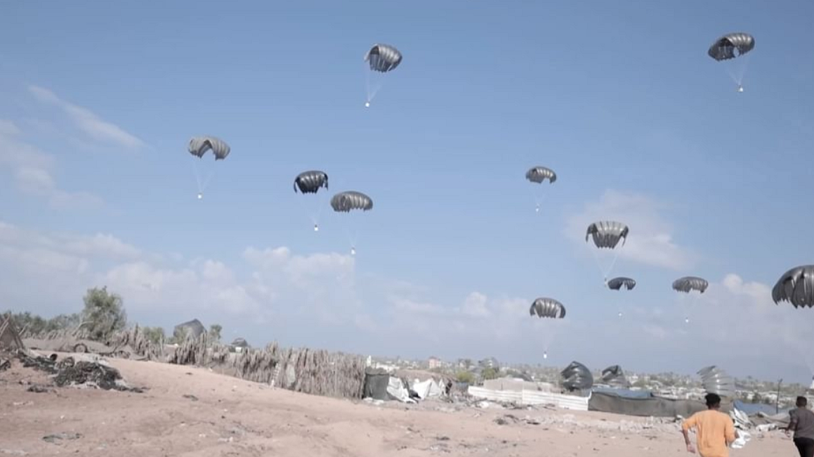 UAE delivers humanitarian aid airdrop in Gaza in 'Birds of Goodness ...