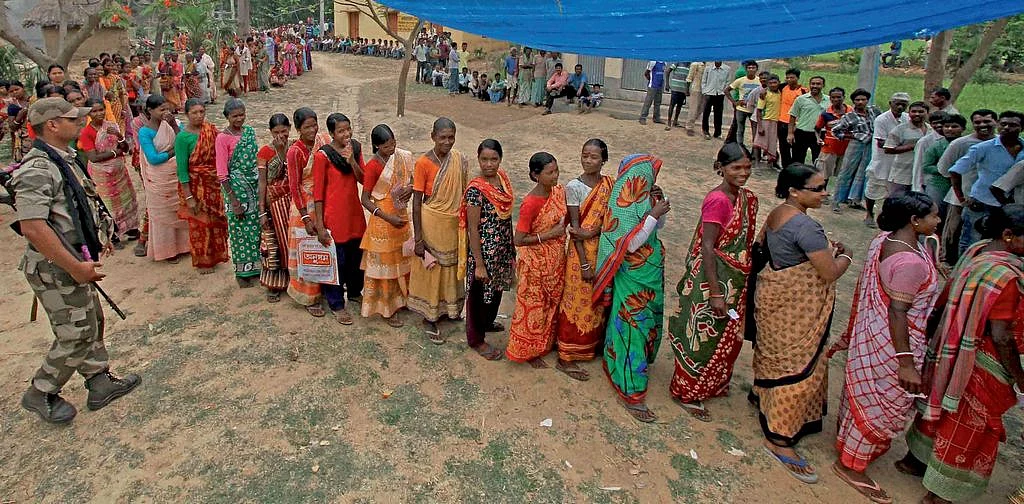 70% brave Bengal heat to vote | Khaleej Times