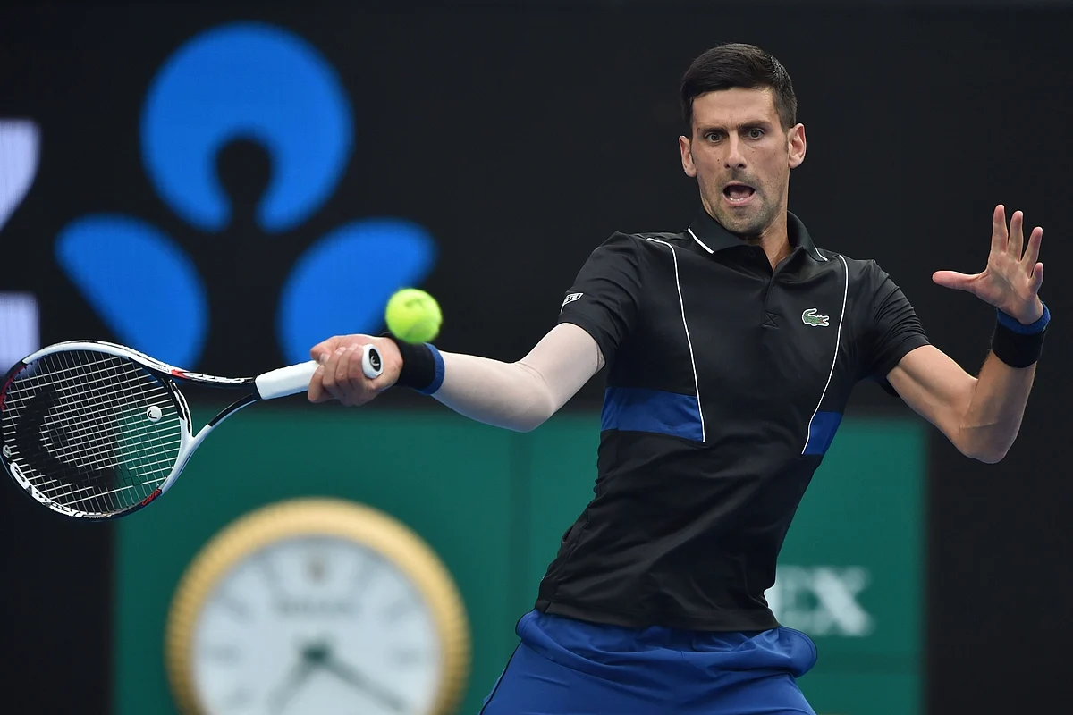 Federer and Djokovic stay in the hunt | Khaleej Times