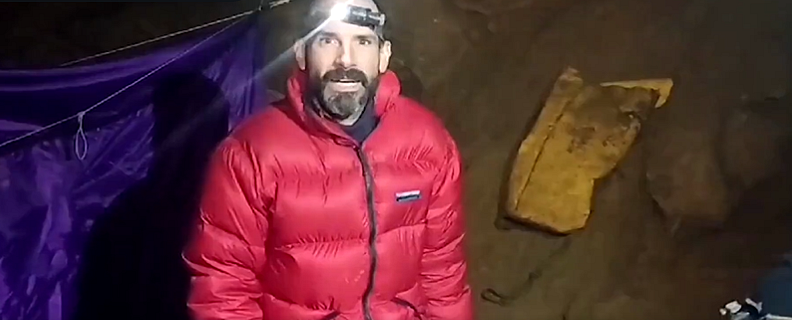 Watch: Trapped US cave explorer records video message as 150 rescuers ...