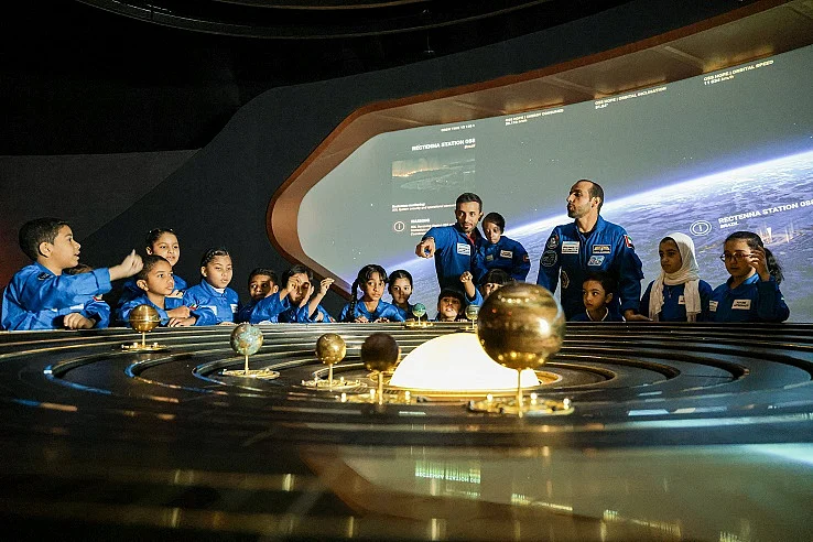 Dubai: Emirati astronauts share their experiences with future explorers ...