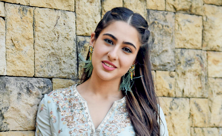 Bollywood's Sara Ali Khan was asked if she would marry a cricketer ...