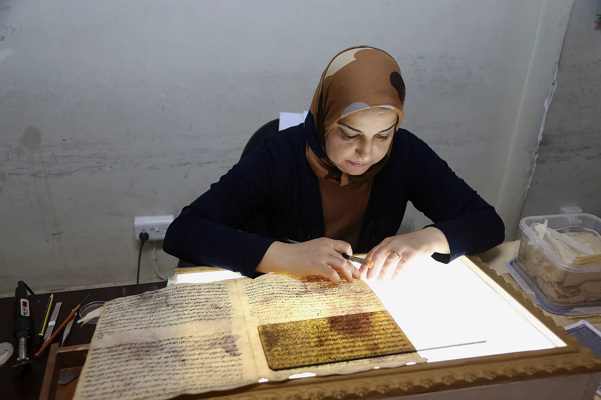 Iraqi library goes digital | Khaleej Times