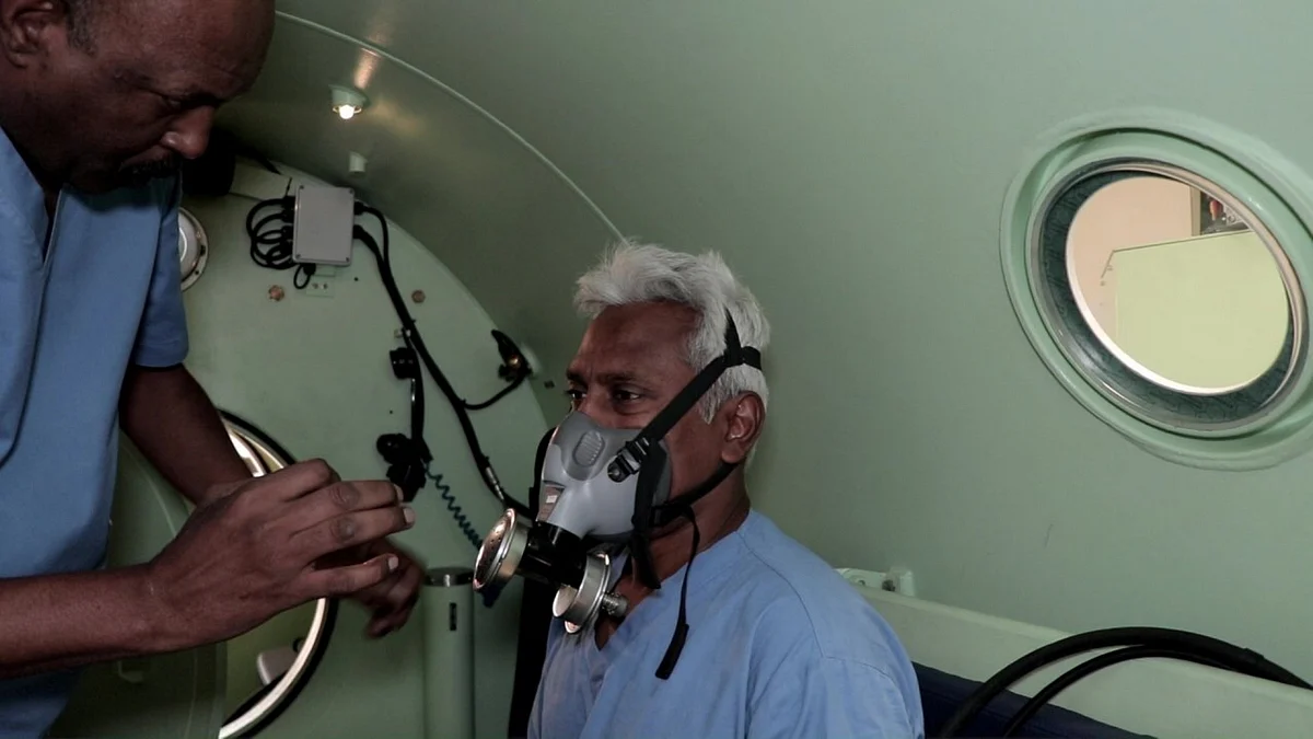 Dubai Police provide free treatment for divers' disease | Khaleej Times