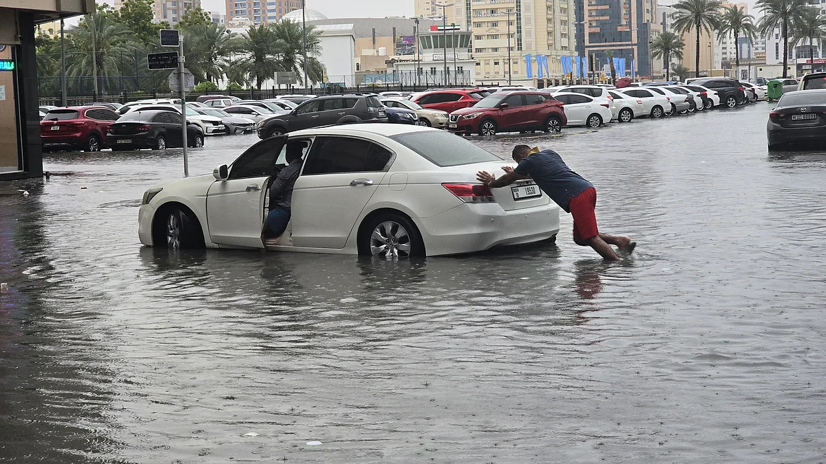 UAE: After heavy rains and hail, new wave of unstable weather to begin ...
