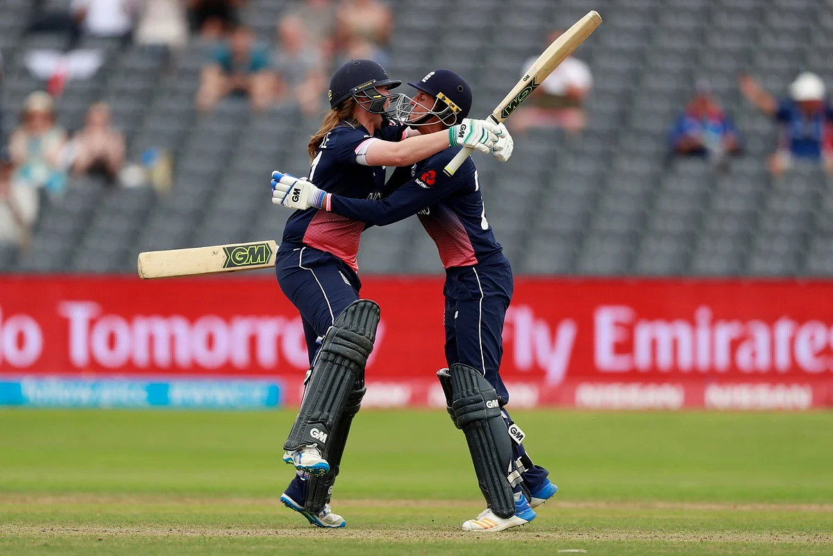 Taylor helps steer England into World Cup final | Khaleej Times