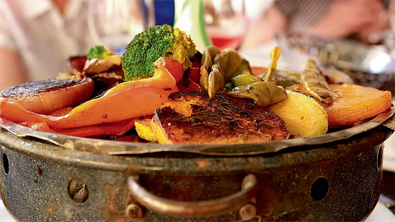 Lost Recipes tells story of bygone food era books | Khaleej Times