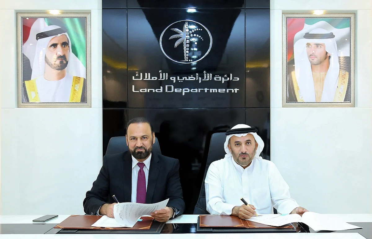 DLD signs license agreement with Mashreq Bank | Khaleej Times