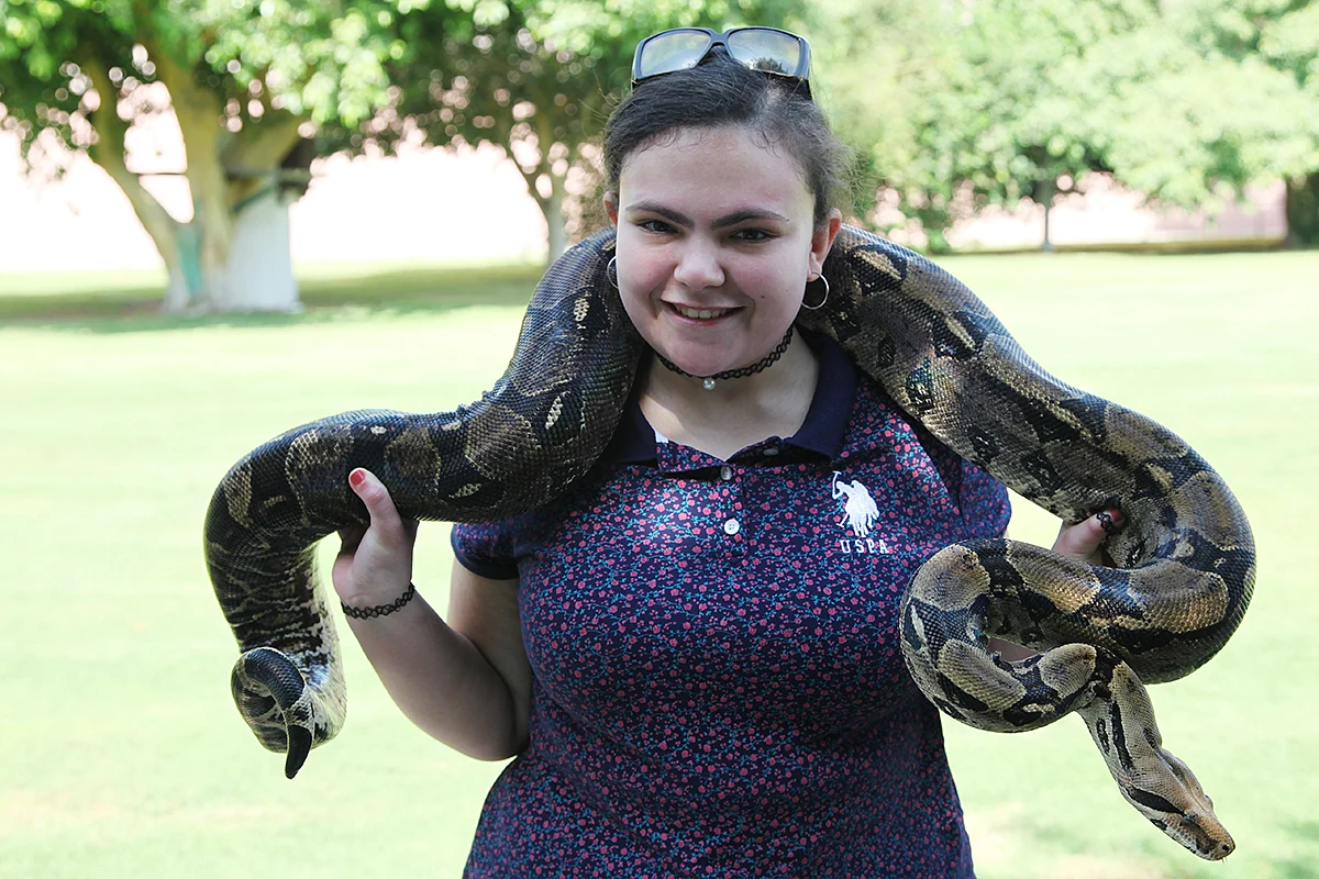 Autistic teen becomes vet for a day | Khaleej Times