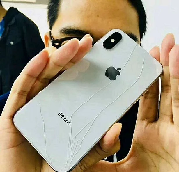 Photos: Fans smash iPhone X just after purchase | Khaleej Times