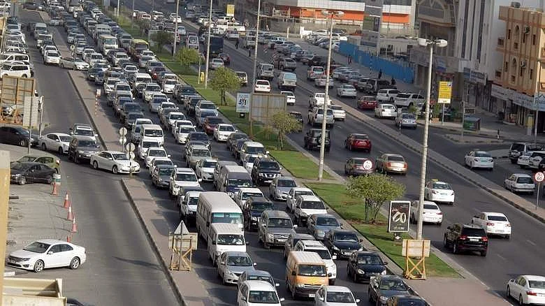 UAE traffic: Massive congestion on Dubai, Sharjah roads | Khaleej Times