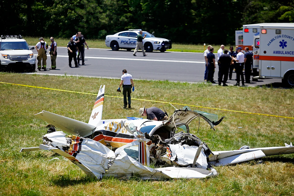 Two dead, 18 injured in small plane crash in California; FBI opens ...