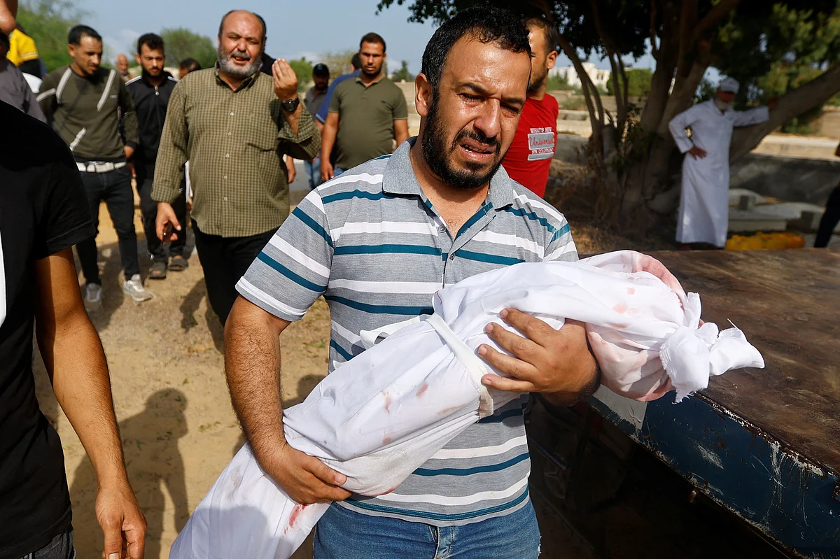 120 incubator babies at risk after Israel cuts Gaza fuel, says UN ...