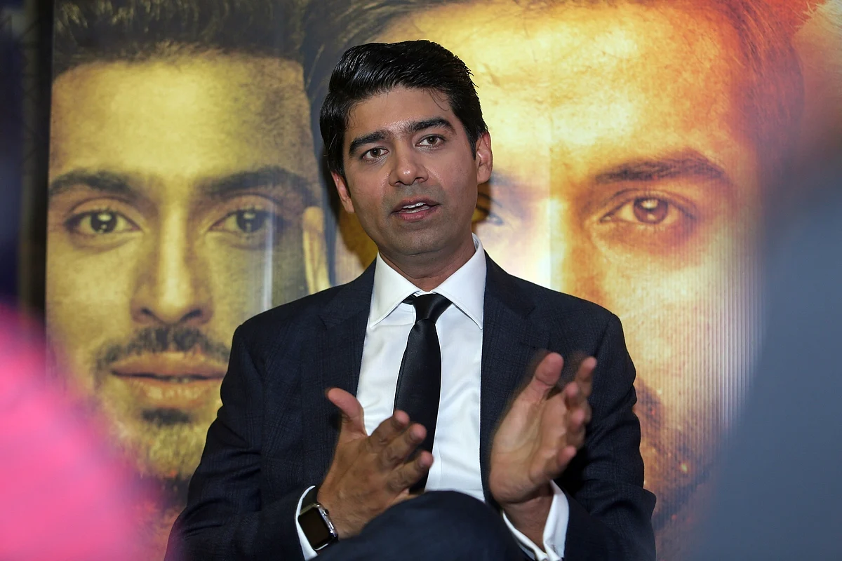 Manav Bhalla makes his directorial debut with Lashtam Pashtam | Khaleej ...