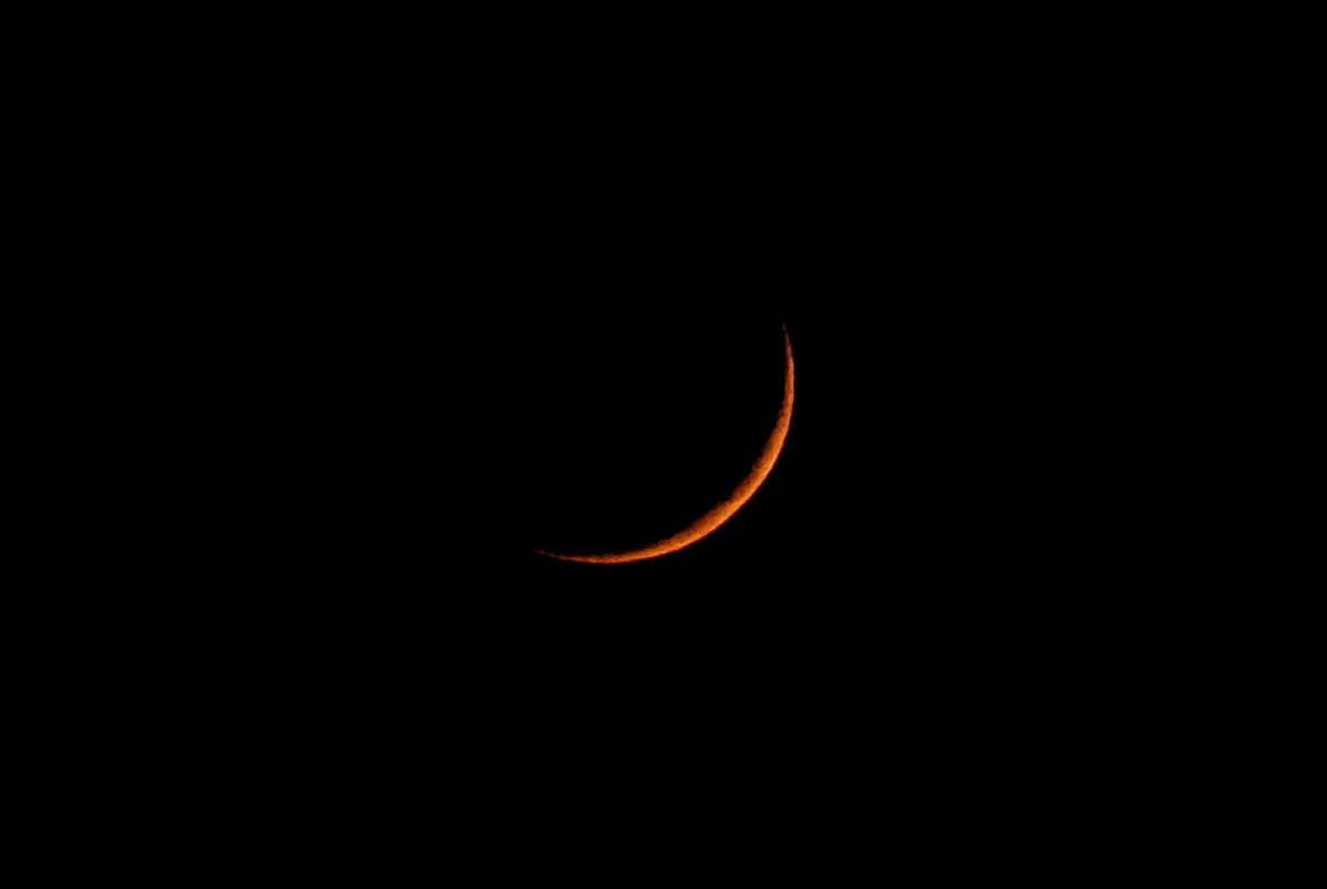 Ramadan in UAE: Didn't sight the crescent Moon yesterday? How to spot ...