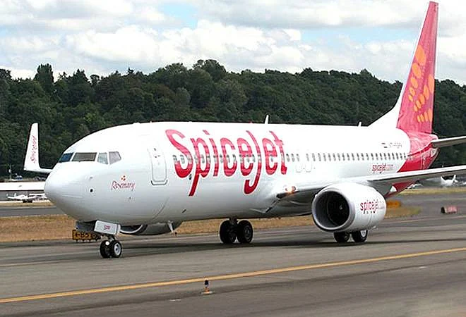 India: SpiceJet passenger 'offloaded' after misbehaving with female ...