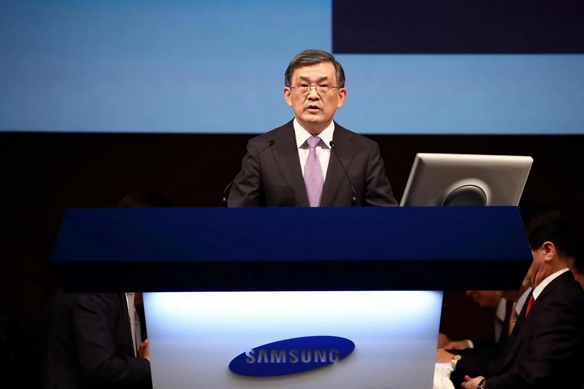 Chairman of Samsung's board of directors to resign next year | Khaleej ...
