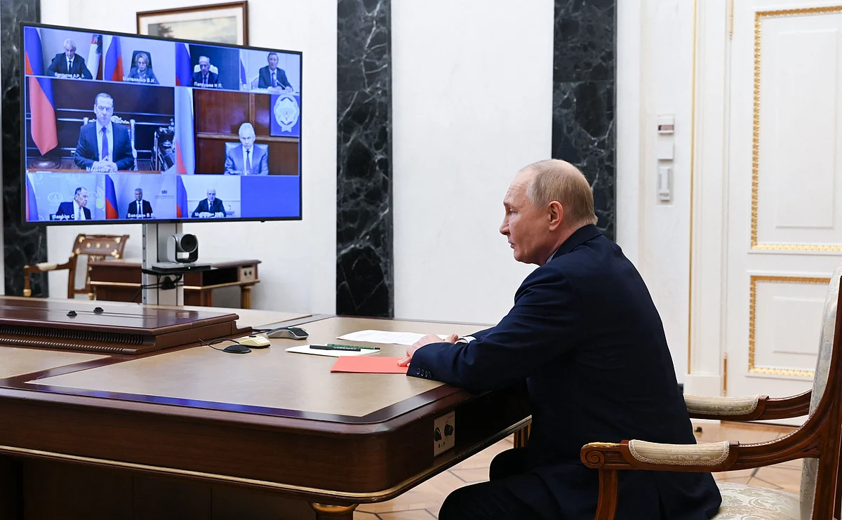 'God save the Tsar!': Putin receives first wishes for 72nd birthday ...
