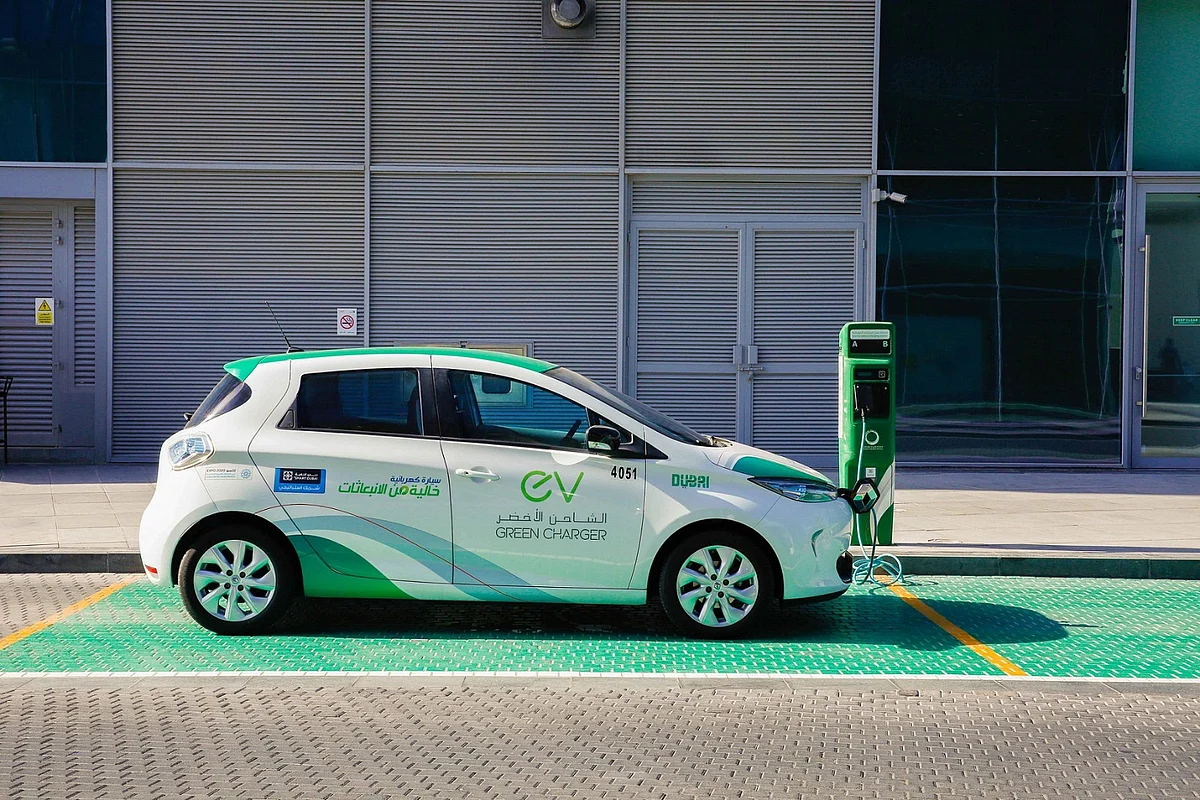 Parkin Dubai: Electric vehicle owners may soon have to pay for public ...