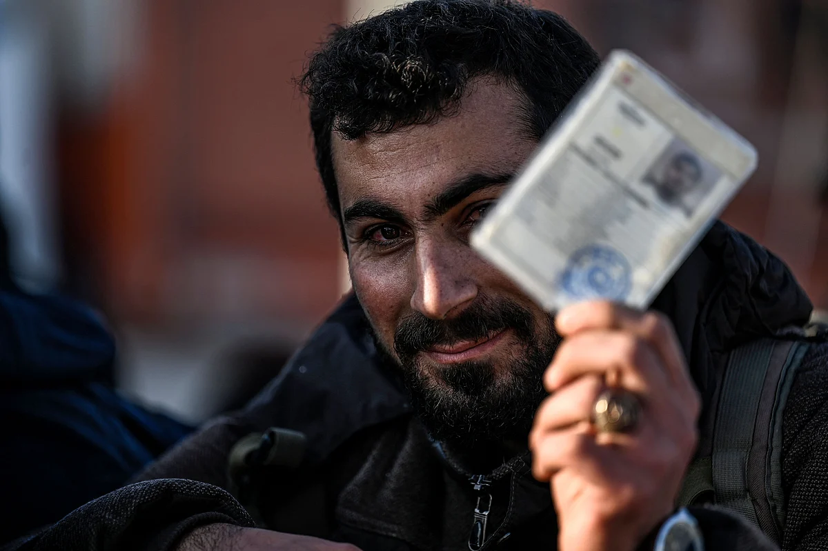 Syrian Consulate in Dubai announces temporary suspension of passport ...