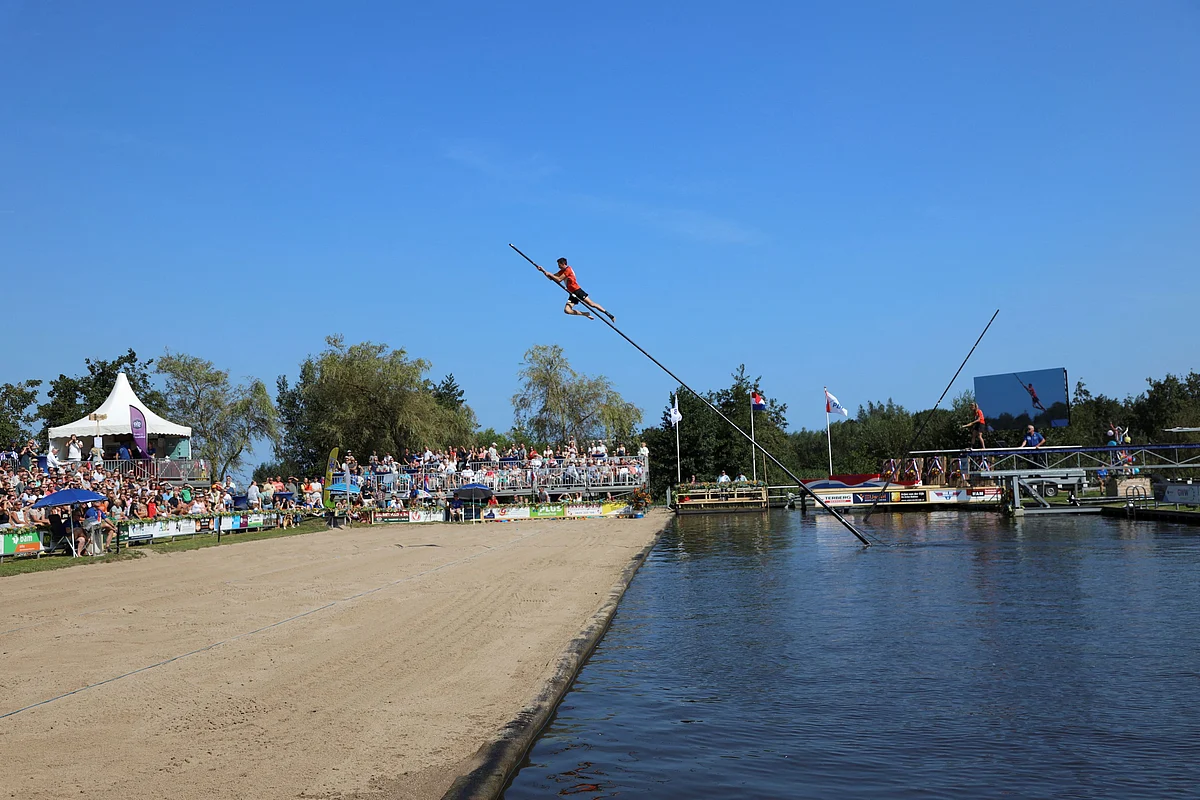 Dutch canal vaulting contests keep centuries old tradition alive