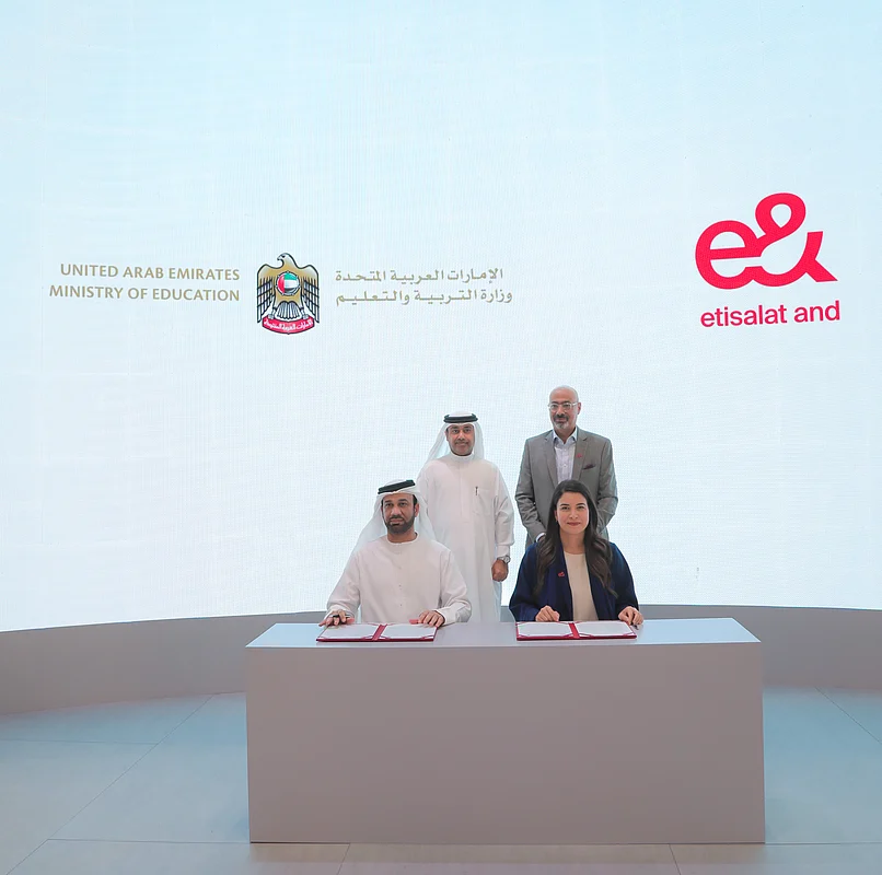 UAE: Ministry of Education, e& partner to boost digital education ...
