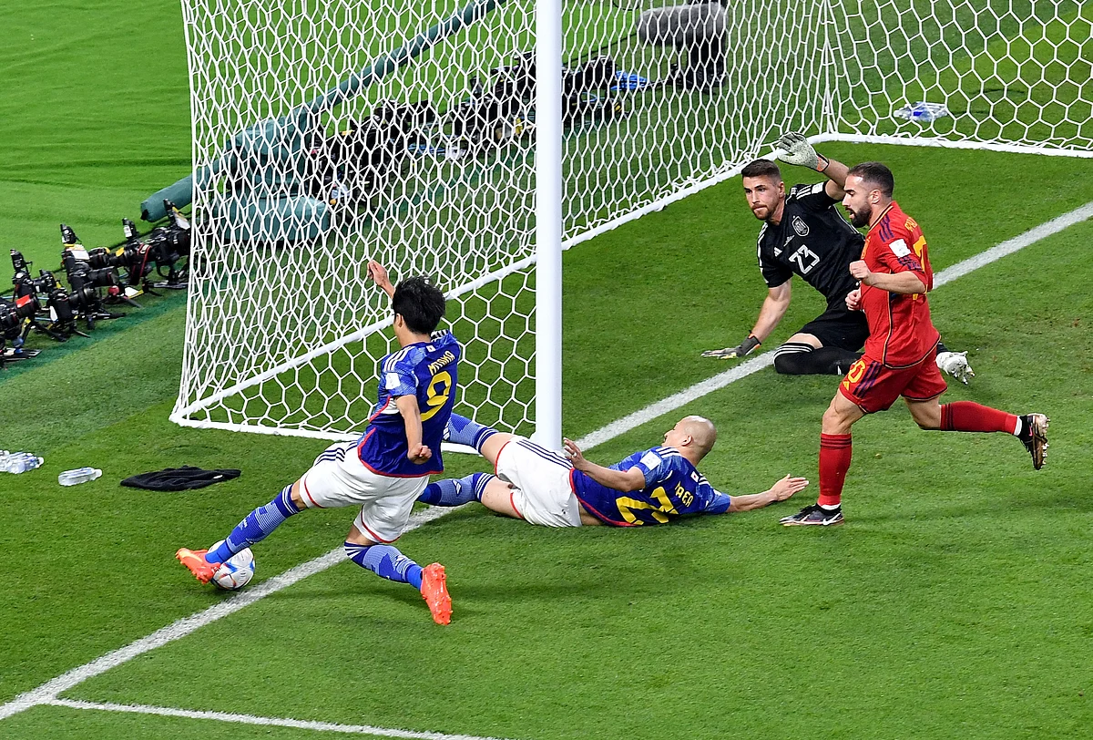 Fifa World Cup: Fans recall Lampard's disallowed goal after Japan match ...