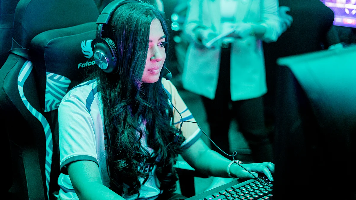 UAE's first female 'pro gamer' on being a woman in esports, fighting ...