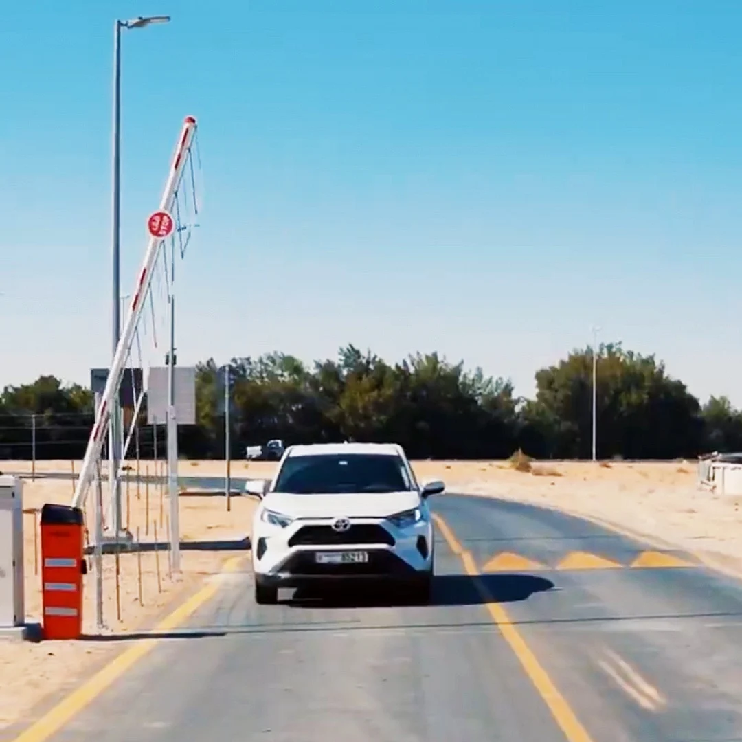 RTA announces smart gates on Dubai-Hatta road, other desert areas ...