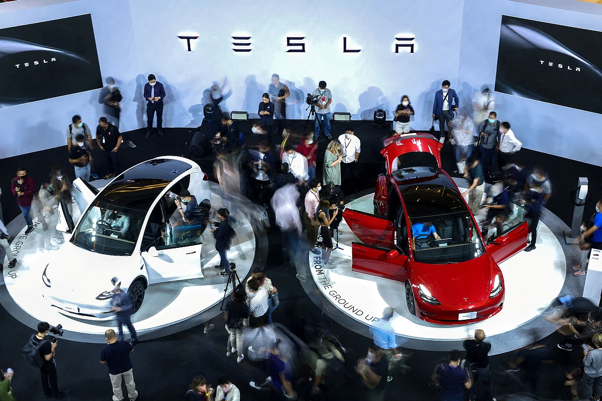 Tesla ramps up pressure on rivals with US, Europe price cuts | Khaleej ...