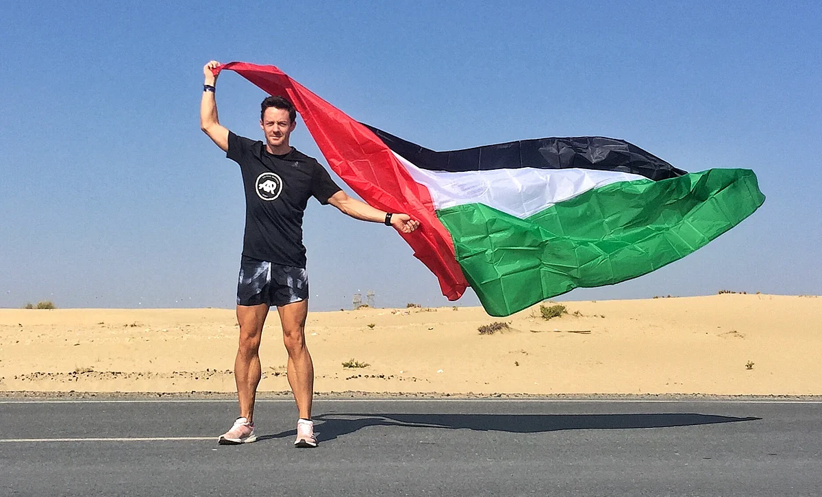 Record bid: UAE athlete to run 265km in 24 hours at Dubai Mall ...