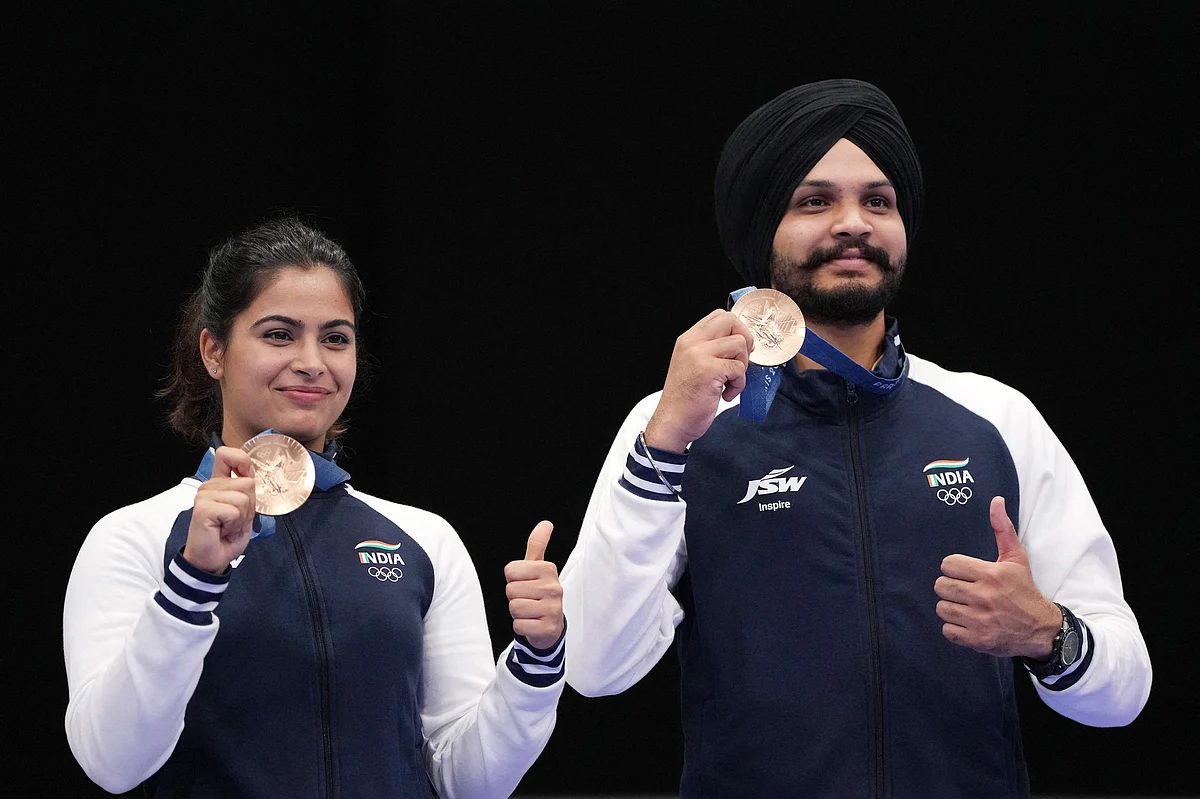 India's Manu Bhaker credits her coach for glorious Paris Olympics ...