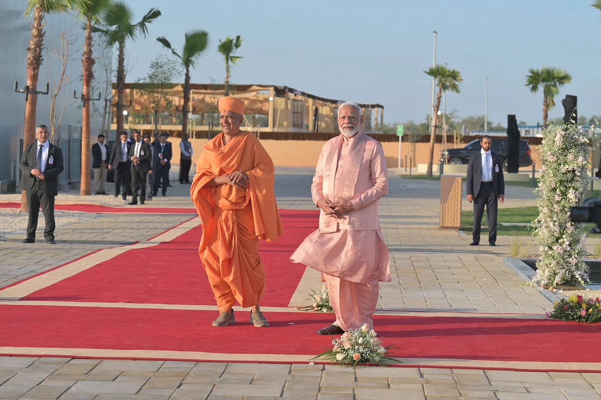 Watch: Indian PM Modi inaugurates BAPS Hindu Mandir in grand ceremony ...