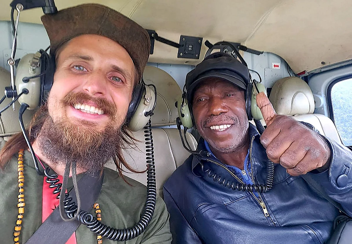 NZ pilot Mehrtens freed from captivity in Indonesia's Papua | Khaleej Times