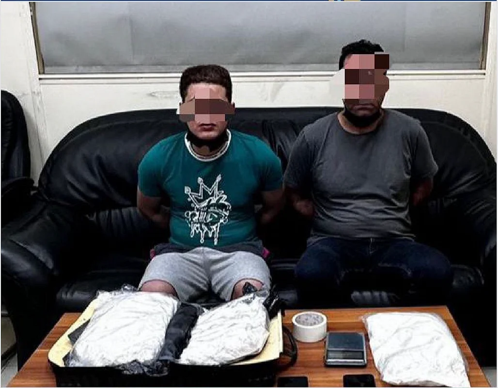 Abu Dhabi police arrest 2 men with 5kg of cocaine in suspected drug ...