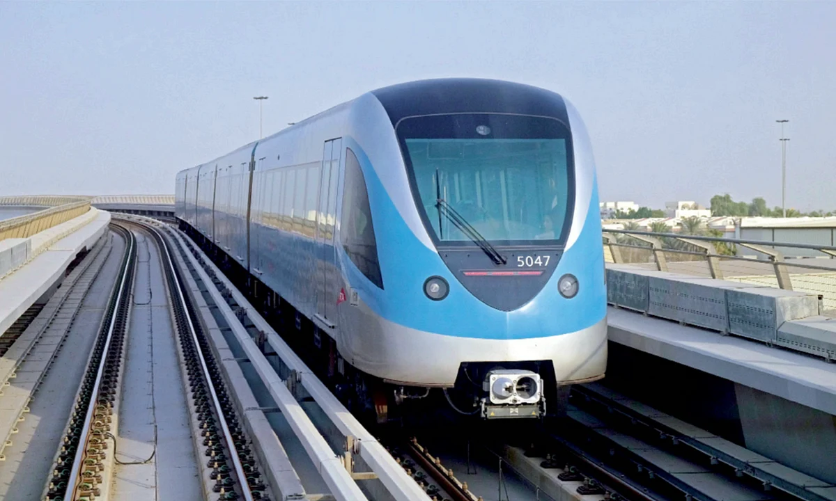 DXB rush: Dubai Metro operating hours to be extended tomorrow | Khaleej ...