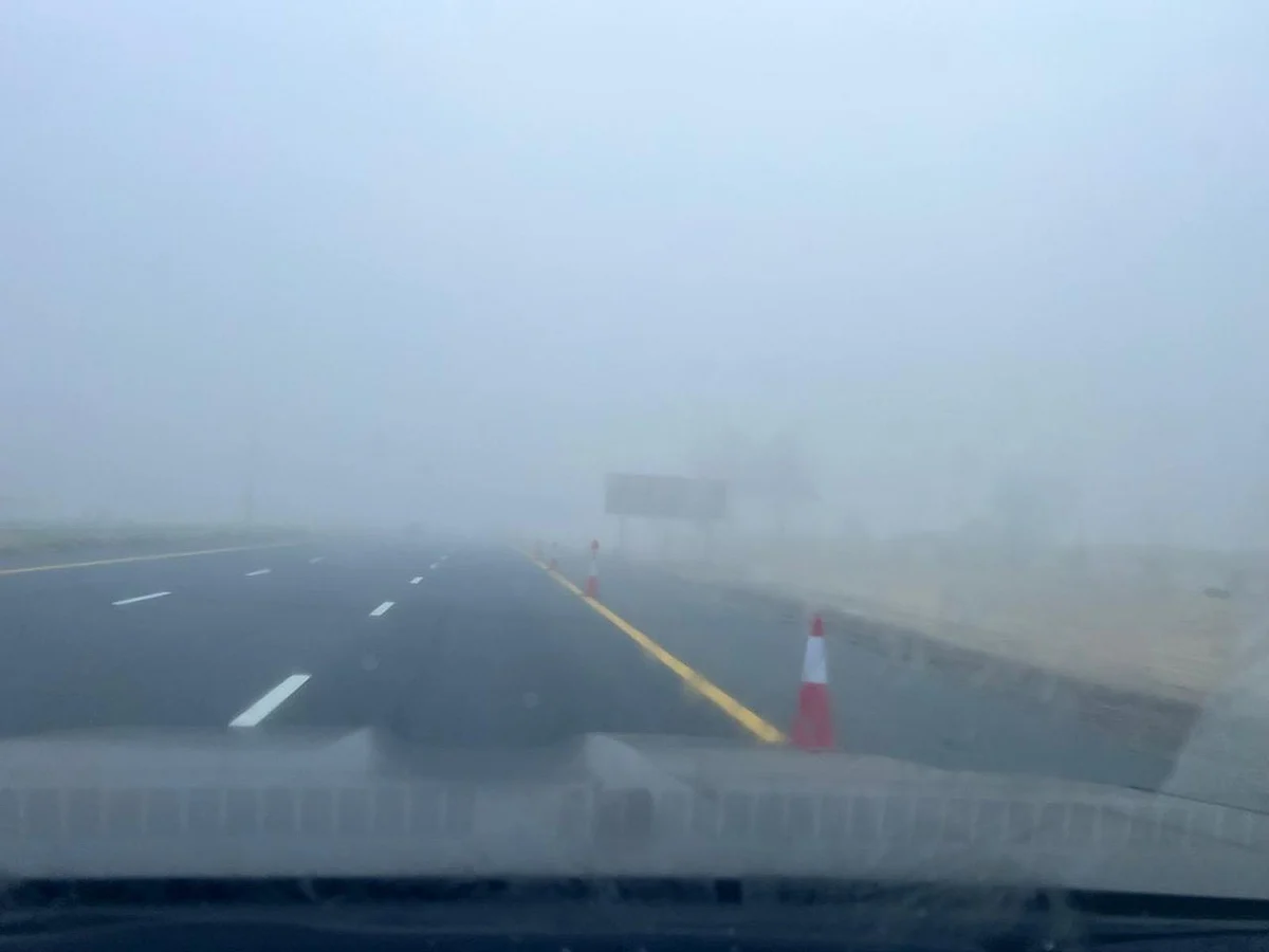 UAE weather: Motorists warned of heavy fog, urged to drive slow as ...
