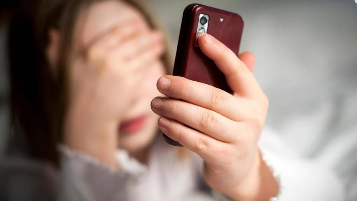 What to do when Fomo gets real: UAE experts explain how feeling left ...