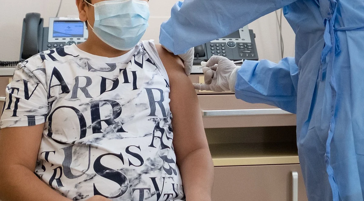 UAE Covid vaccine: Sinopharm booster shots now available at health ...