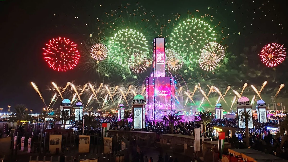 UAE: Sheikh Zayed Festival celebrates National Day with fireworks ...