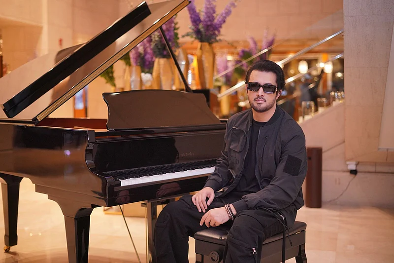 Want to perform with Atif Aslam? Pakistani singer teases 'surprises ...